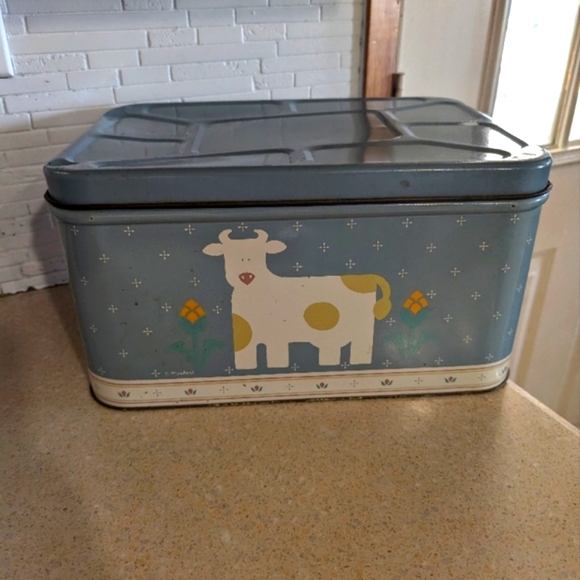 Vintage | Kitchen | Vintage Blue White Cow Design Tin Bread Box ...